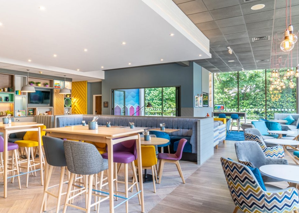 Protocol supply furniture to Holiday Inn | Design Insider