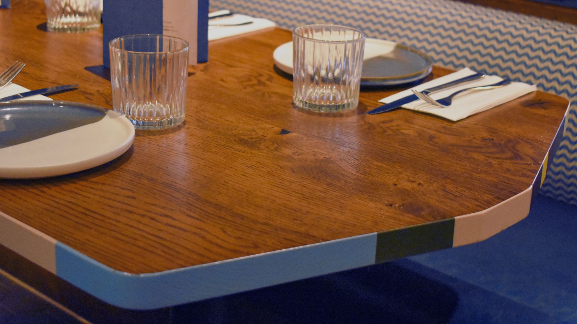 Inside Out Contracts: Bringing Mexico to Canary Wharf with Wahaca | Design Insider